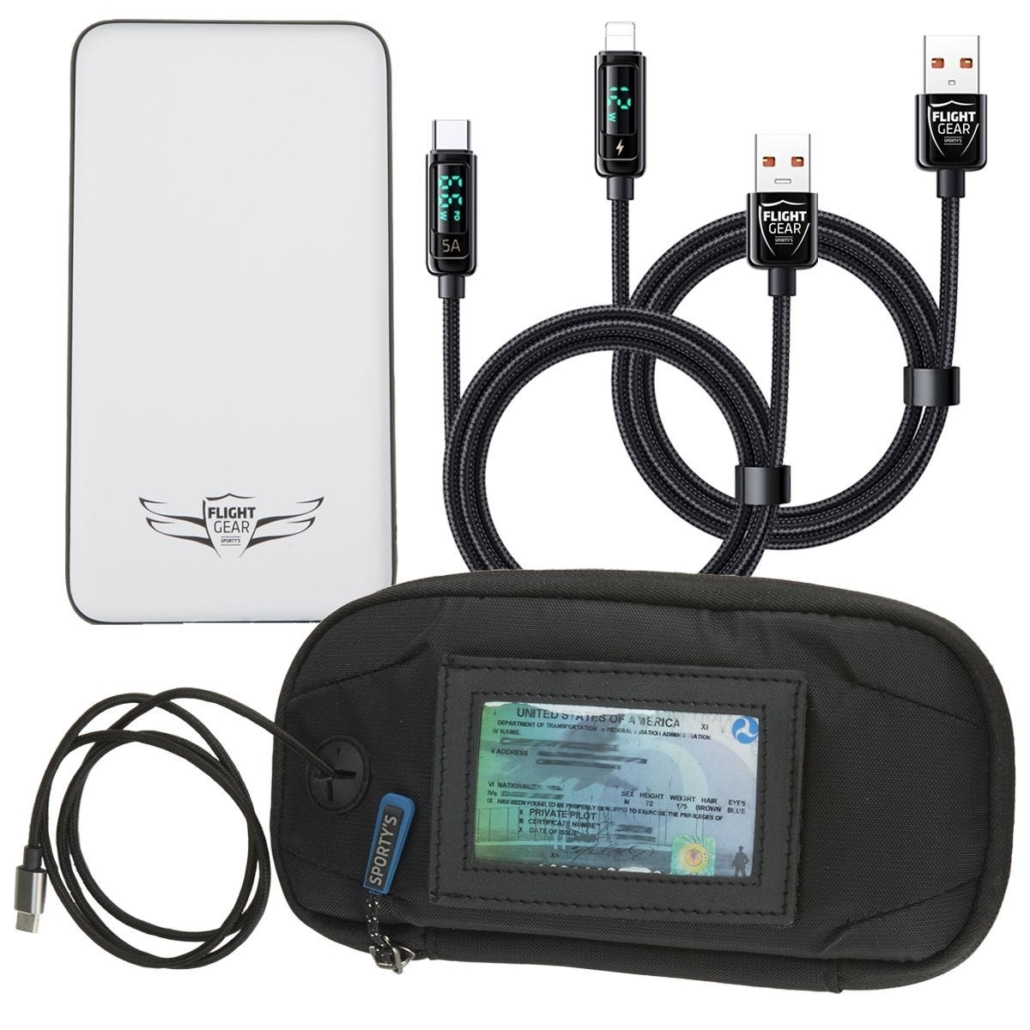 Flight Gear introduces smart charging cables with screen : iPad Pilot News